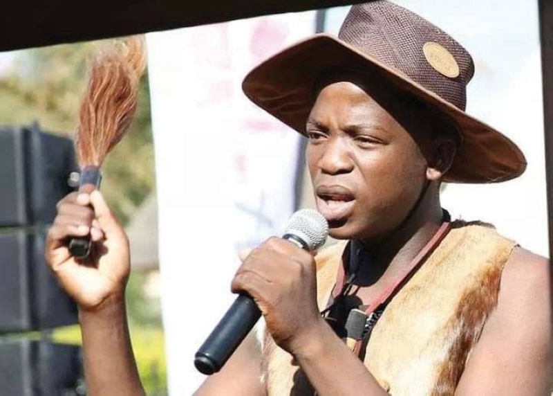 Serurubele presidents’ praise poem goes viral :: Mmegi Online