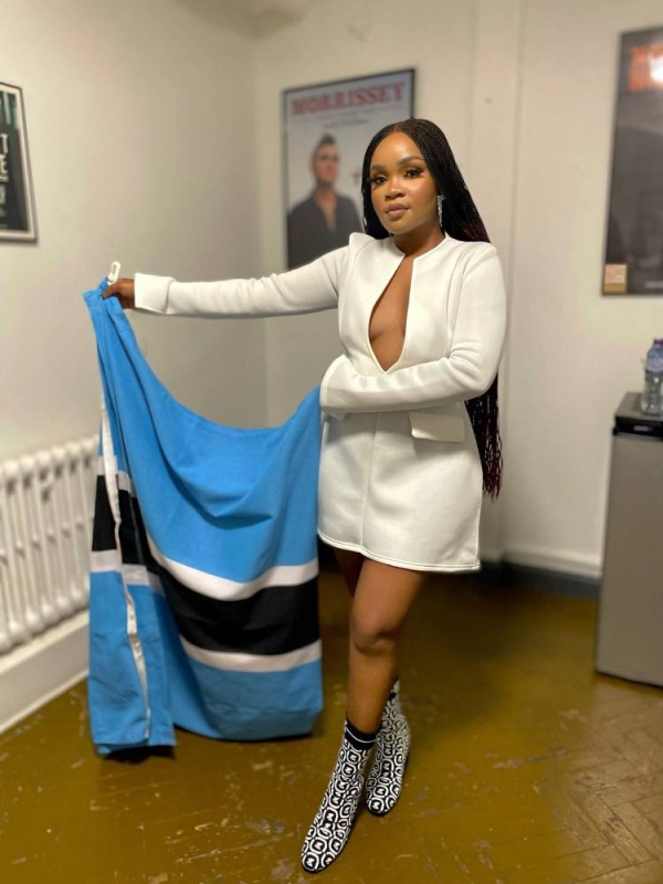 Amantle Brown reflects on Billboard performance :: Mmegi Online