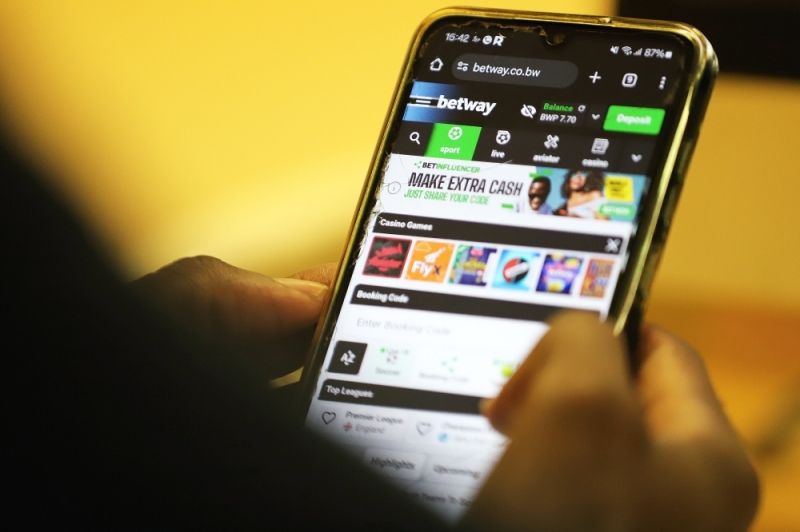 Liux bate fapello subsequently the fun and relaxation