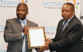 Nkate defends Brand Botswana logo :: Mmegi Online