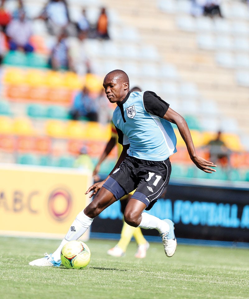 Ngele hands transfer request at Sundowns :: Mmegi Online