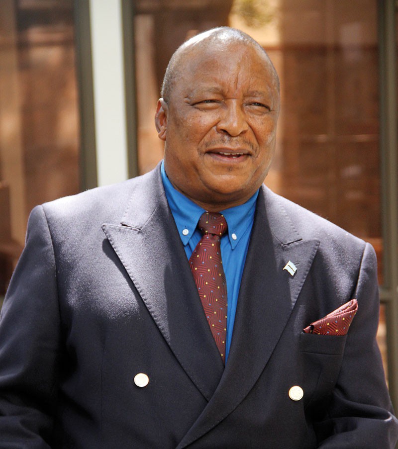 Molale Trashes LOO s Remarks :: Mmegi Online