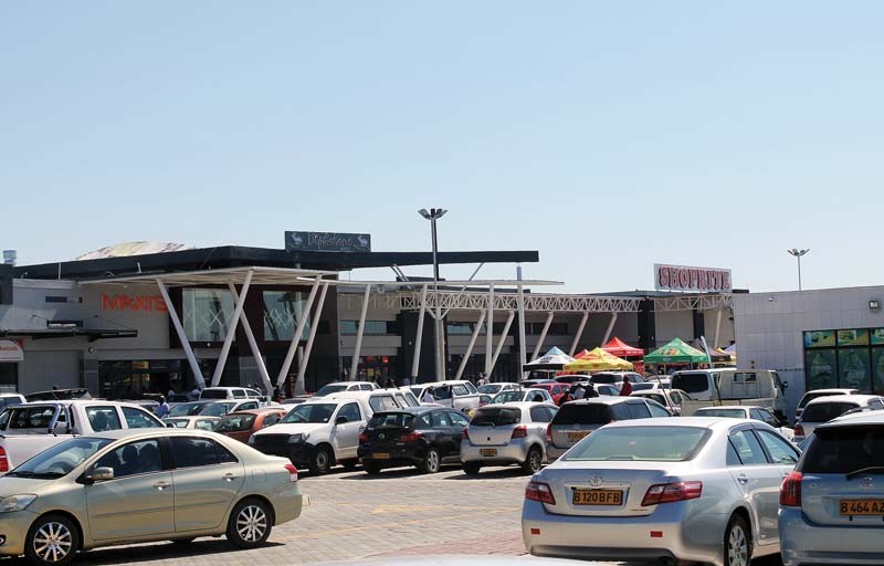 Palapye's newest Diphalane Mall finally opens :: Mmegi Online