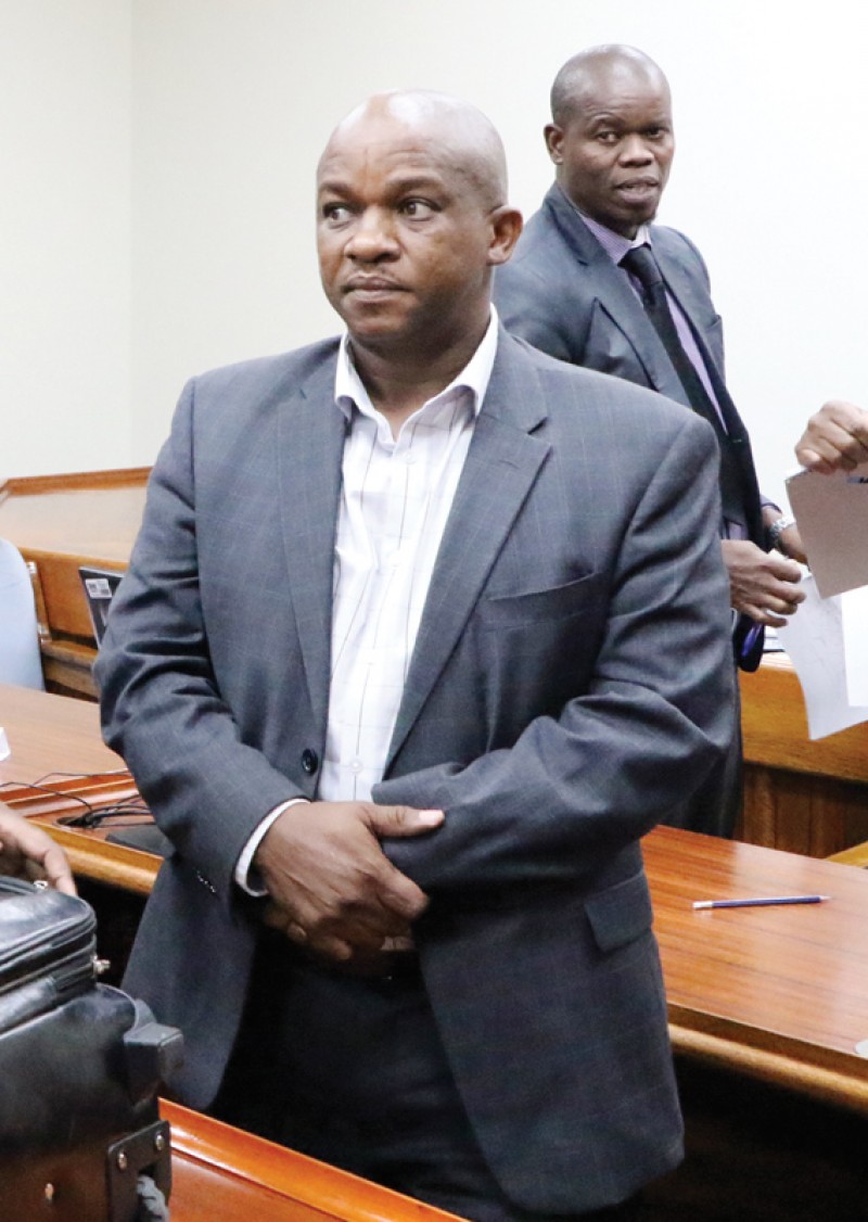 'Harsh' Molale suspends Kerekang without P100,000 pay :: Mmegi Online