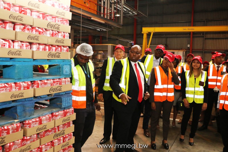 Coca Cola vows P600m investment in Botswana :: Mmegi Online
