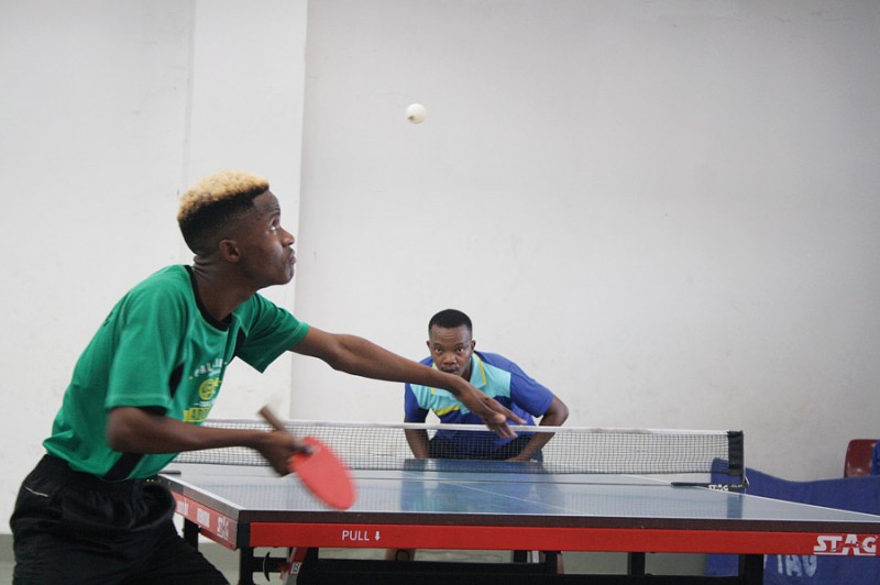Ping-pong players fight for national team spots