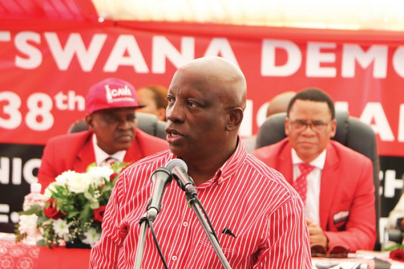 Knives out for Morwaeng :: Mmegi Online